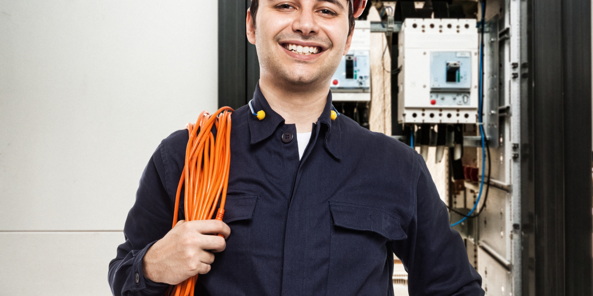 How to Prepare for a Career in Electrical Engineering or Technology ...